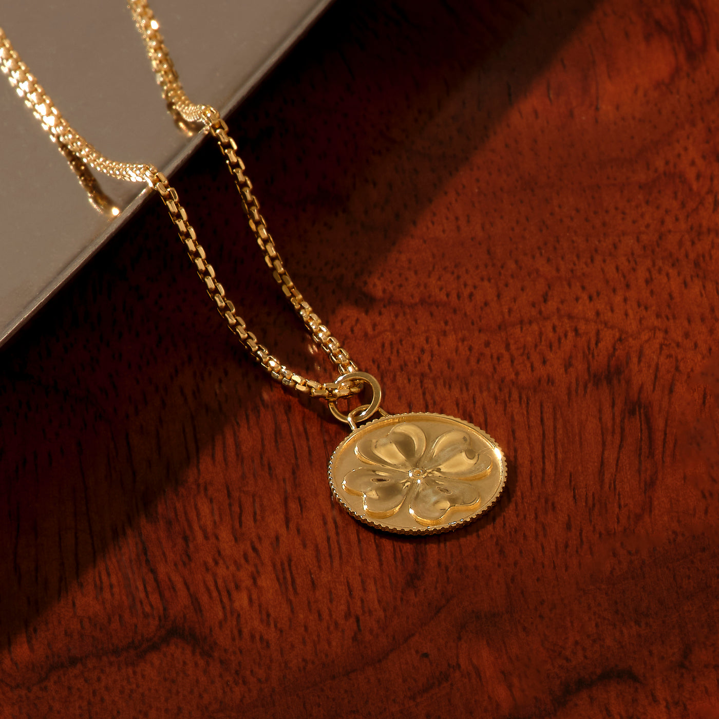 14K Real Yellow Gold Shamrock Coin Necklace