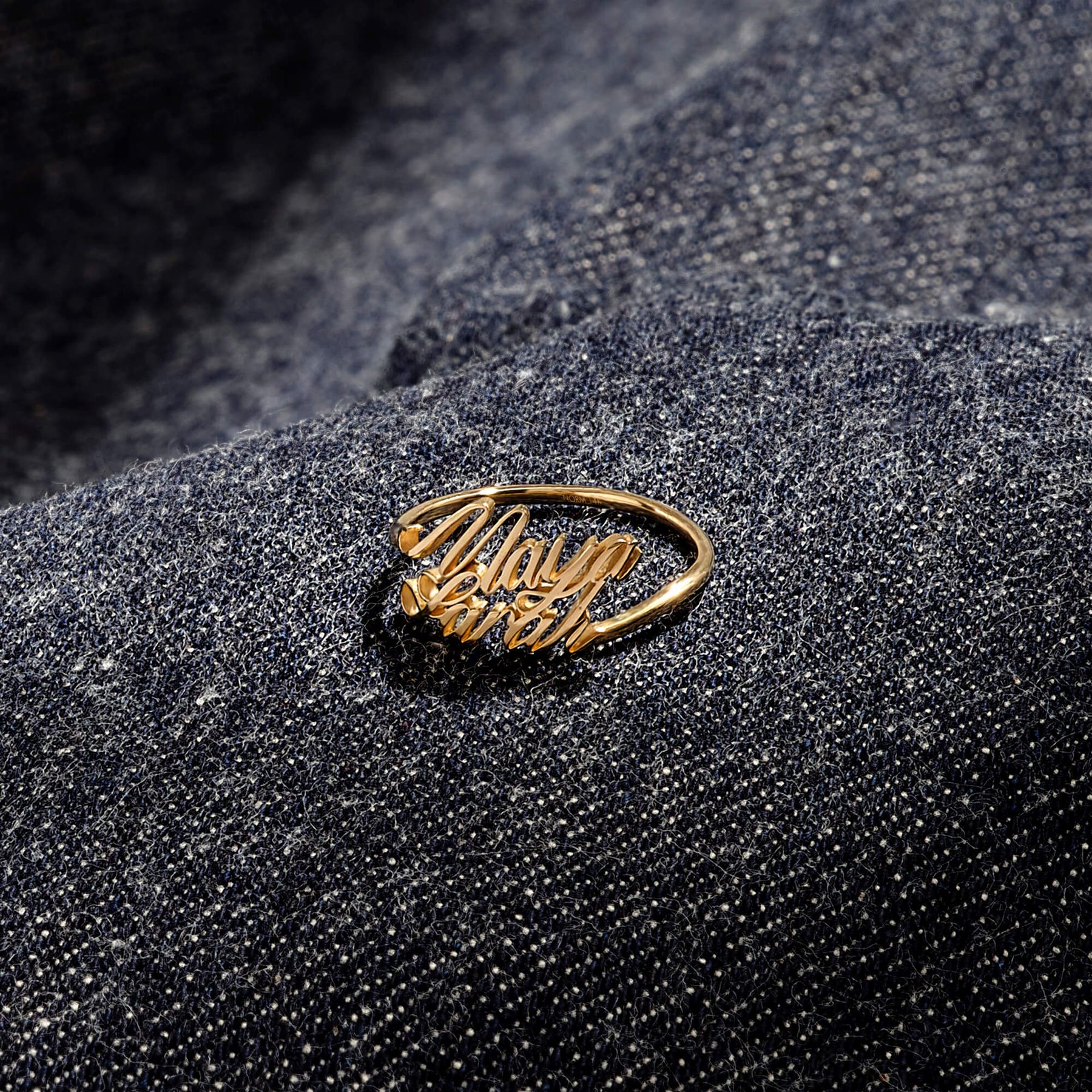 Women's Personalized Double Name Ring in Solid Gold