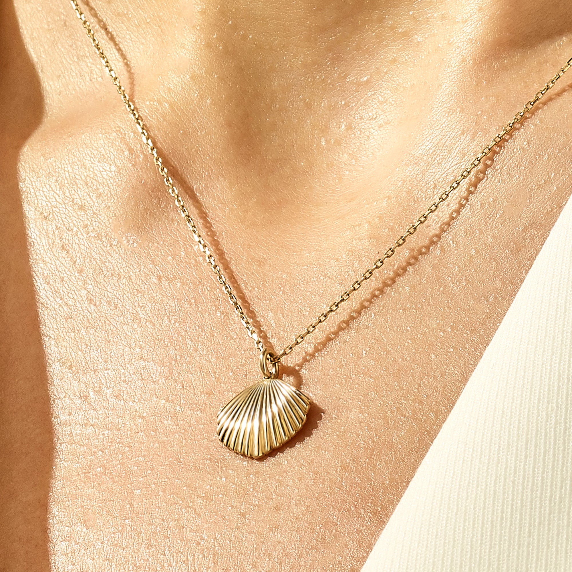 14k Real Yellow Gold Shell Charm Necklace for Women – NORM JEWELS